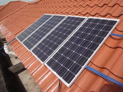 15 Solar Energy Pros & Cons: Is Solar Power Worth It?