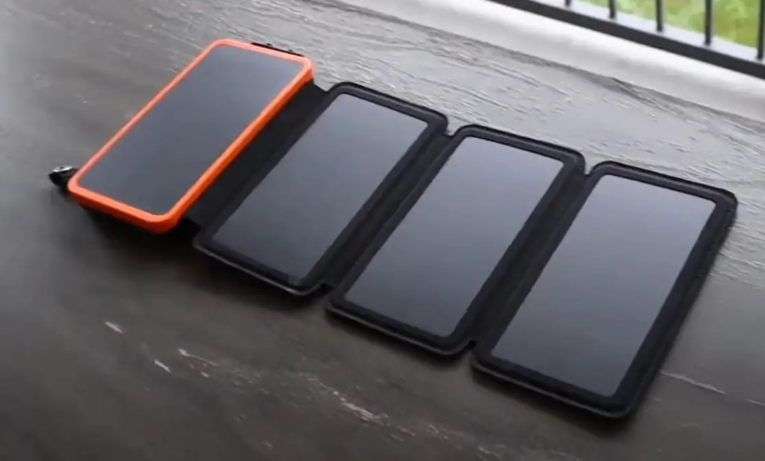 5 BEST Solar Power Banks Tested (in 2022)